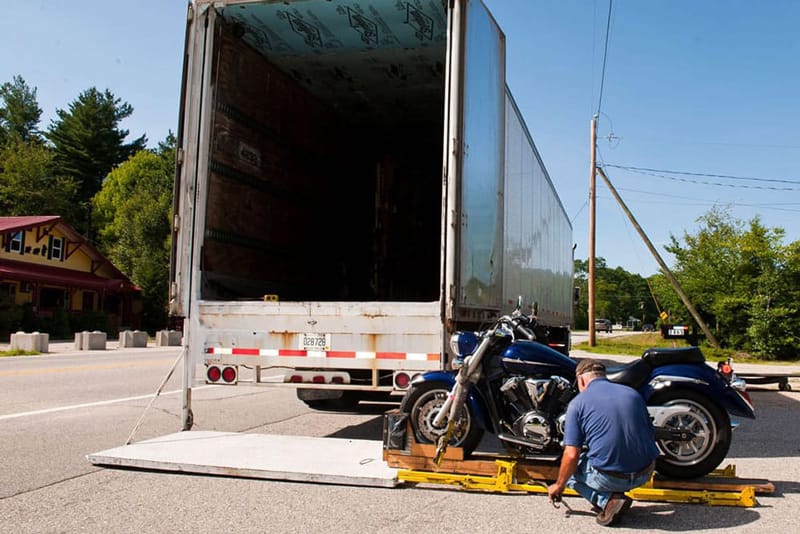 LynJones Logistics – We Move What Moves You